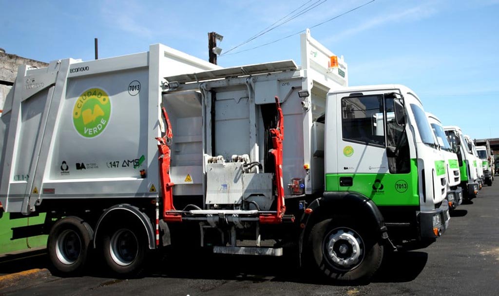 Adquisición de camión recolector de residuos