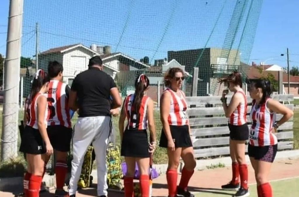 Tercer puesto del hockey de Sportivo en Copa del Mar